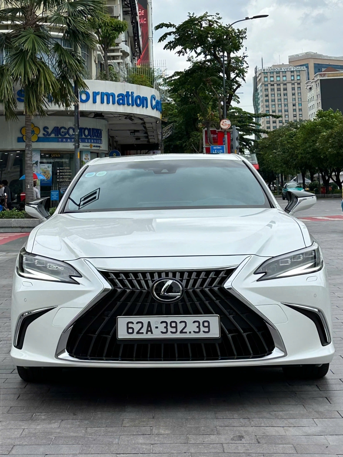 Lexus ES250 2022 siêu lướt 5.000km như mới