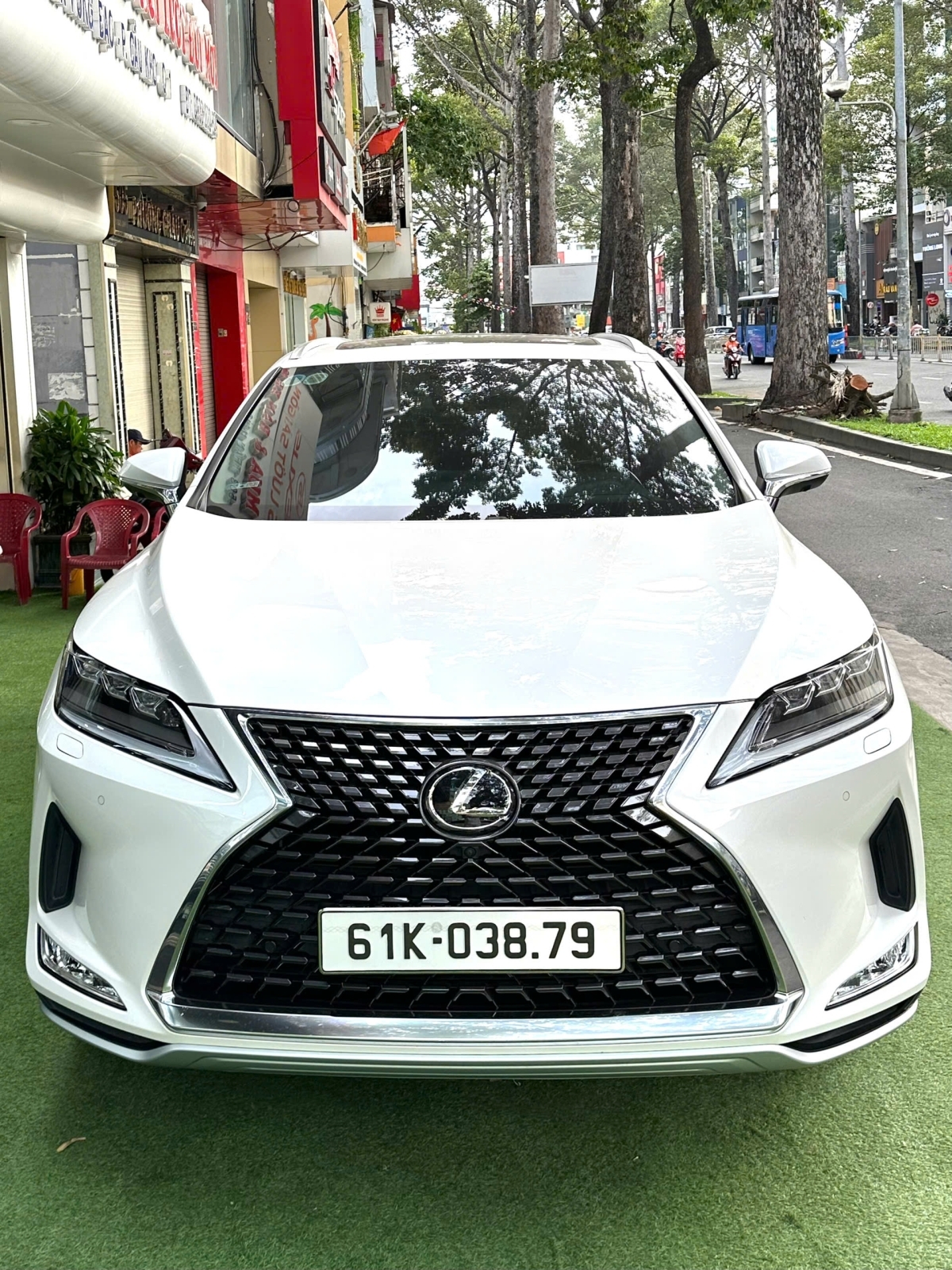 Siêu phẩm siêu lướt RX350L 10.000km