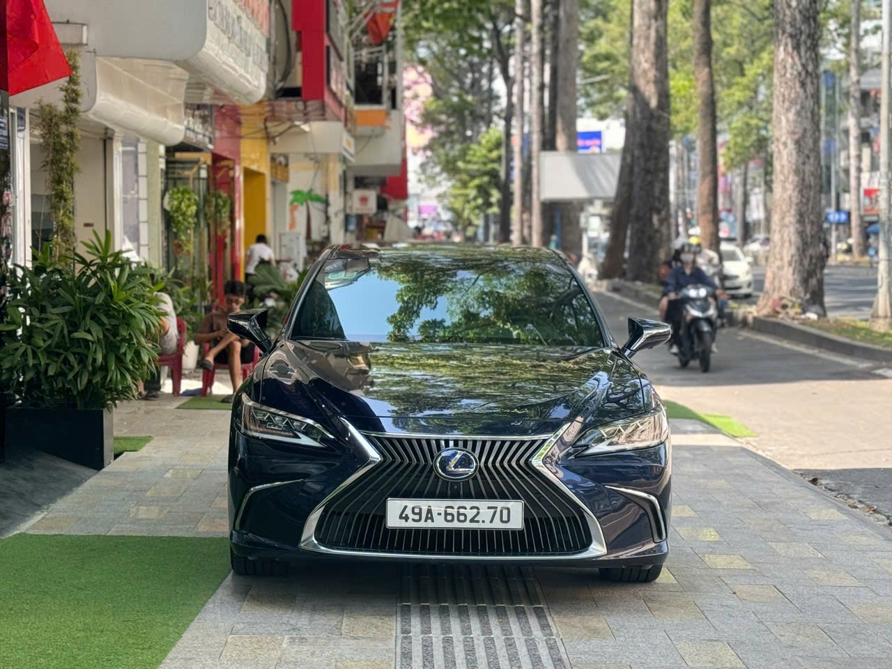 Siêu phẩm ES300h 2021 blue