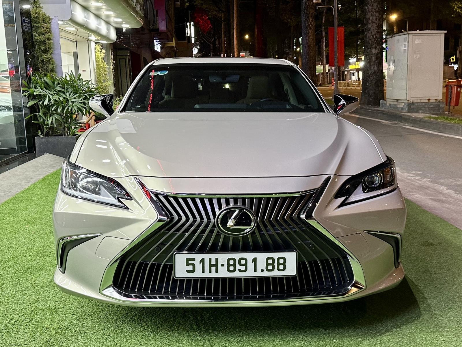 ES250 (sản xuất 2019) siêu lướt